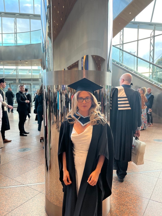 Jennifer, Woman (str), 25 – 30 yrs - Looking in Perth - Inner ...