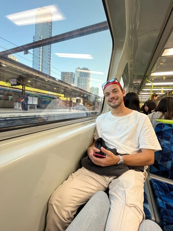 Alexis, Man, Woman (str), 18 – 30 yrs - Looking in Melbourne - North ...