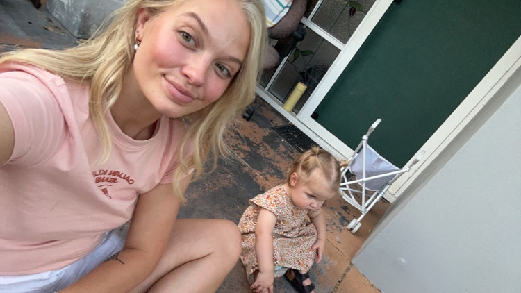 Nicky, Woman (str), 18 to 24 yrs - Looking in Perth - Inner ...