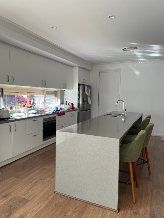 Share house Haywards Bay, Wollongong and Illawarra | $375pw, 4+ bedroom ...