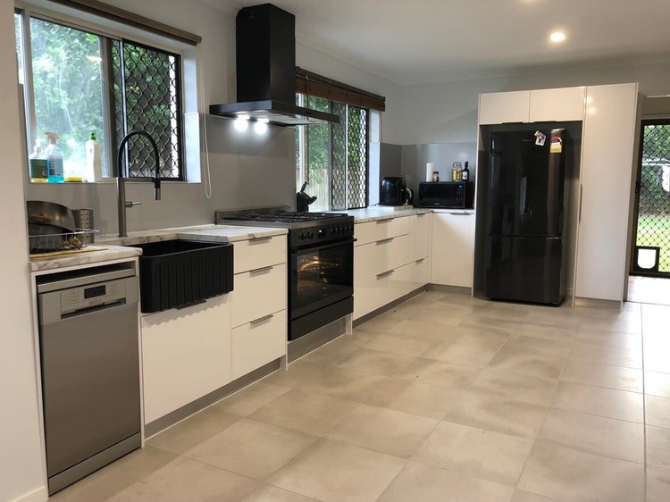 Share house Mooroobool, Cairns Region | $275pw, 3 bedroom house ...