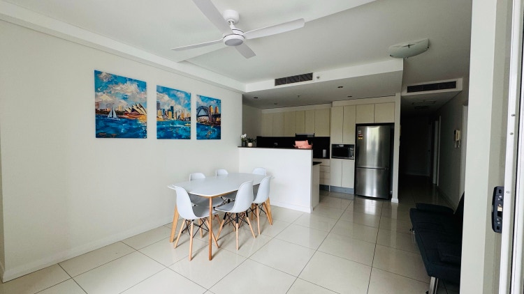 Share house Mascot, Sydney | $575pw, 4+ bedroom apartment ...