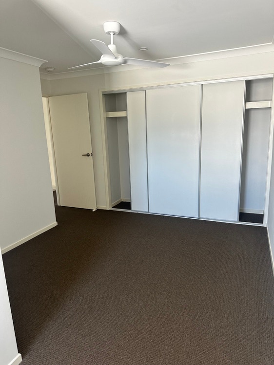 Share house Varsity Lakes, Gold Coast | $450pw, 2 bedroom house ...