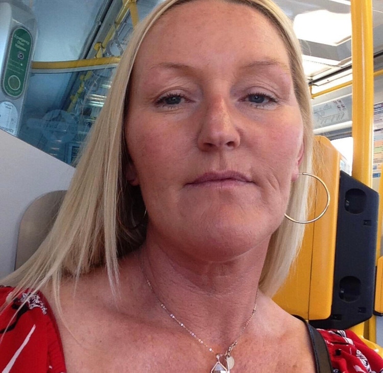 Lisa, Woman (str), 41 yrs + - Looking in Adelaide - West ...