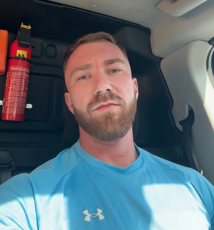 Harry, Man (str), 25 to 30 yrs - Looking in Gold Coast ...